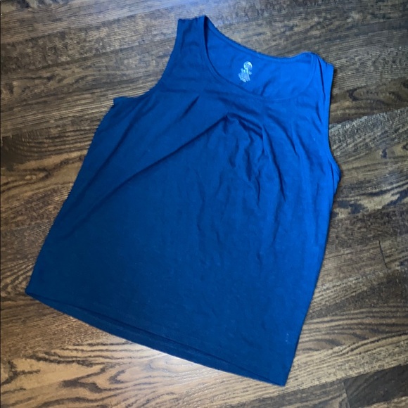 GAIAM | Tops | New Gaian Tank | Poshmark